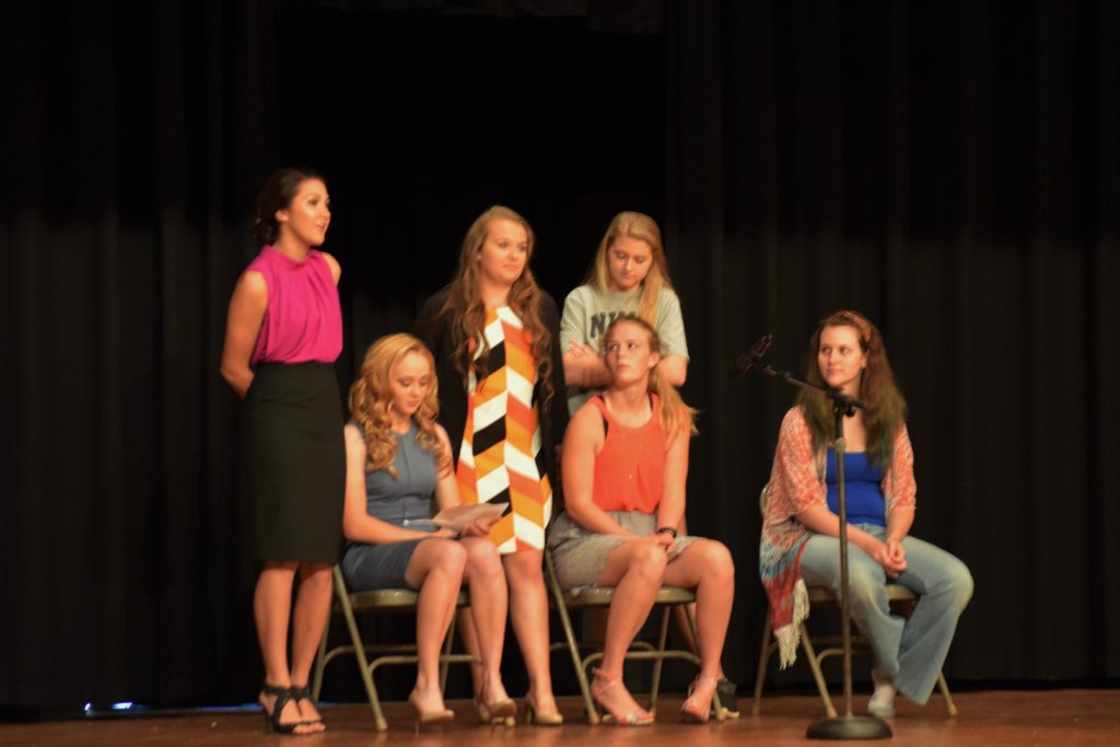 “And the 2016 Peanut Queen Is….” - The Messenger News