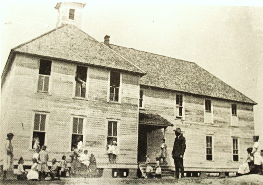 Grapeland School, Then and Now - The Messenger News