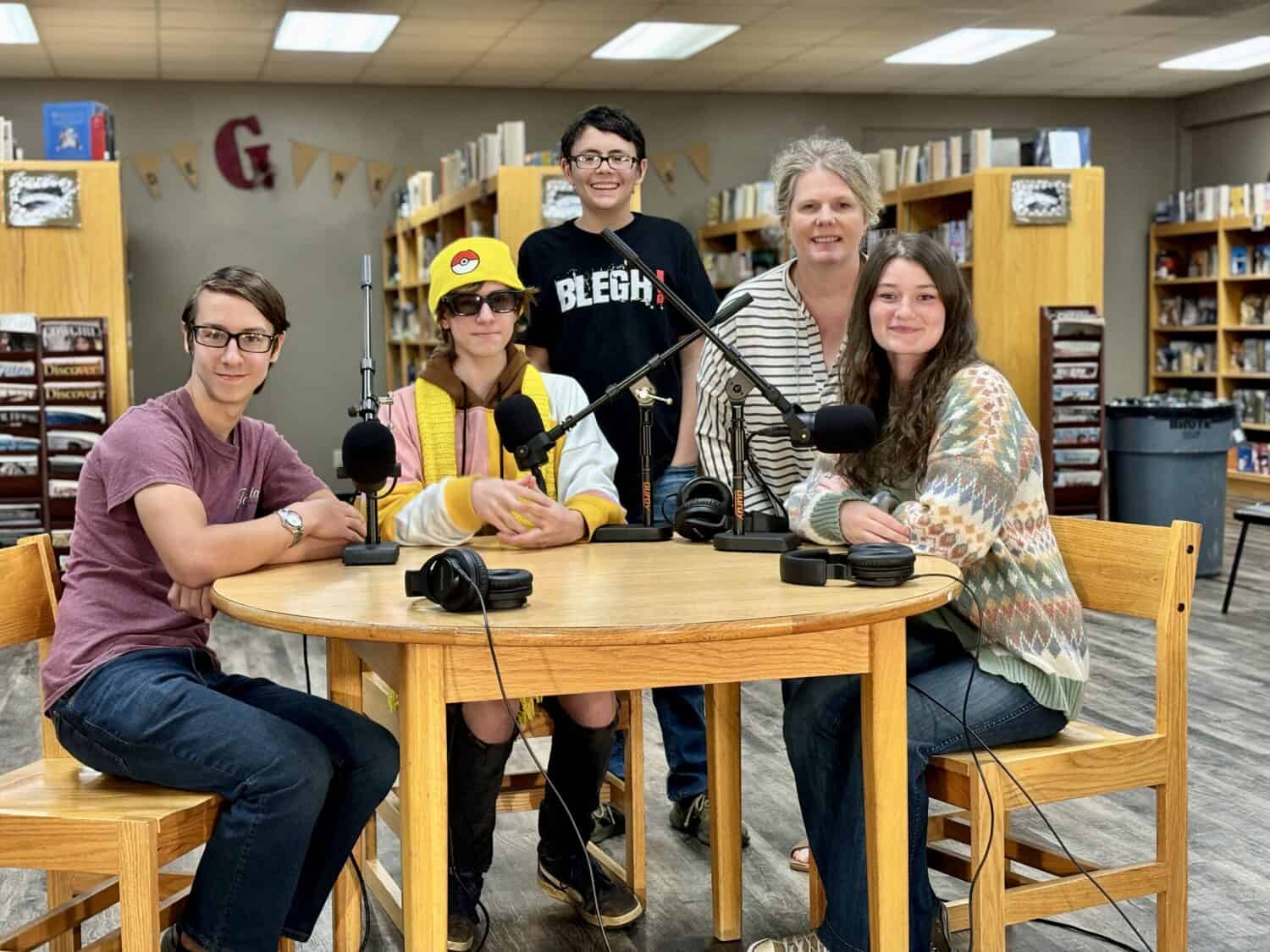 Grapeland Student Podcast "Interview the Interviewer" - The Messenger News